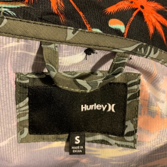 Hurley | Jackets & Coats | Hurley Tropical Hawaiian Camouflage Rain ...